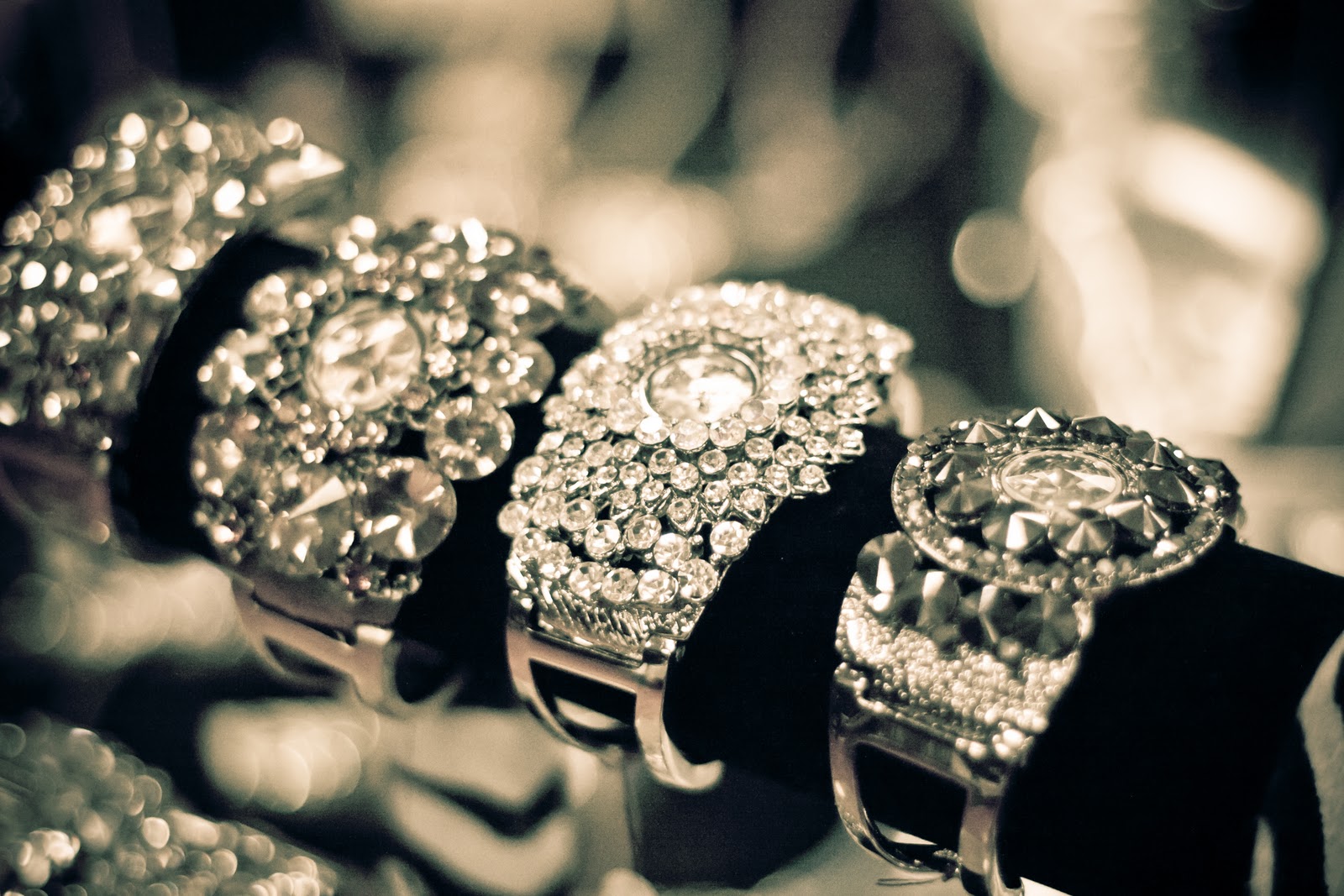 BebaPhotography: { Luv My Bling } -- Girlie Store -- Local Business ...