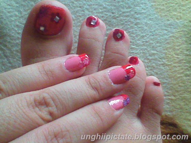 Mâinile sunt cartea de vizită a unei femei: Pedichiura roz