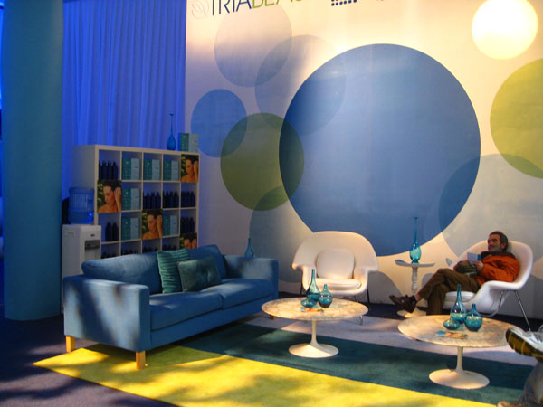 SugarRockCatwalk.com: Inside: Tria Blue Pop-Up Lounge