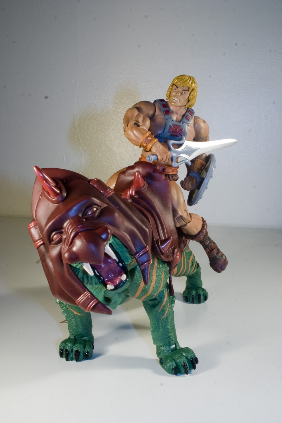 Fuel Boy: HE-MAN, BATTLE-CAT, CRINGER. ZANGIEF