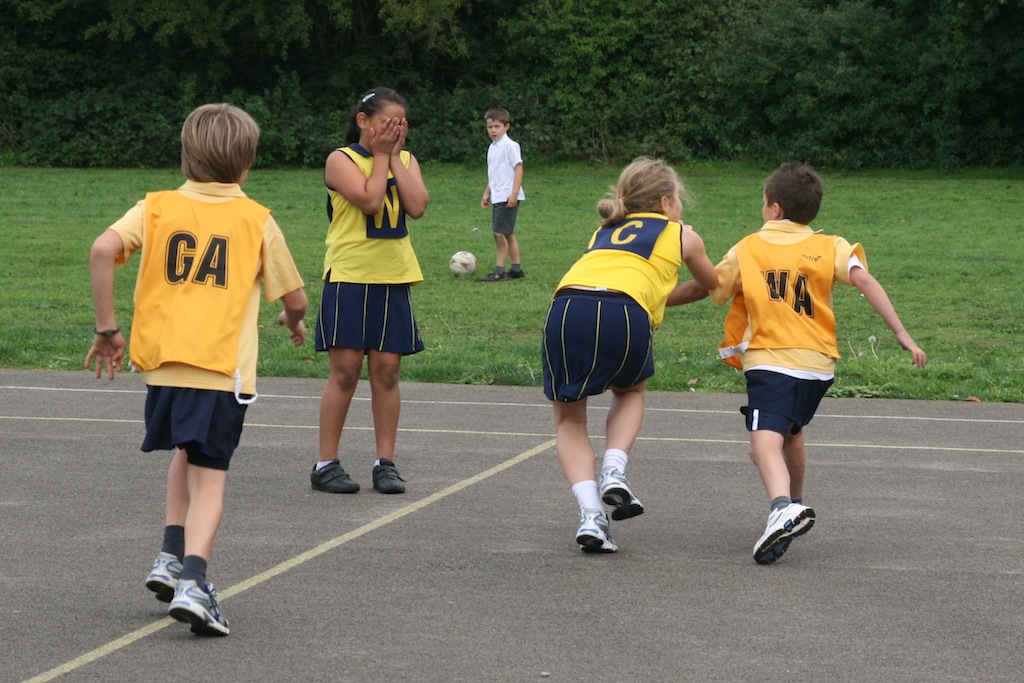 Little Heath School Netball: Year 6 Girls v Boys Netball Match