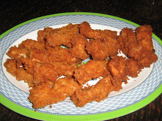 Crispy Chicken with Mayo-Garlic Dip - Mix Vegetables in Butter