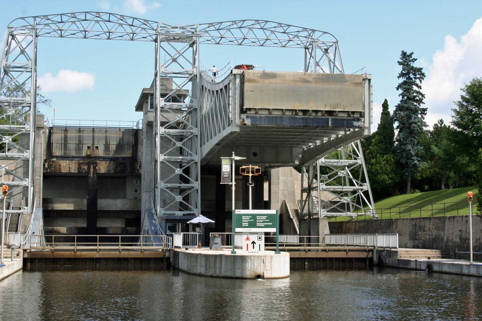 Lolligag Adventures: Bobcaygeon to Kirkfield Lift Lock