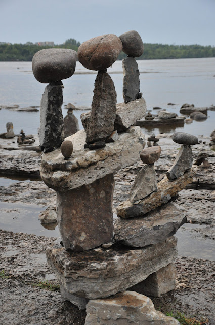 Three Dogs in a Garden: A Chance Discovery: River Sculptures by artist ...