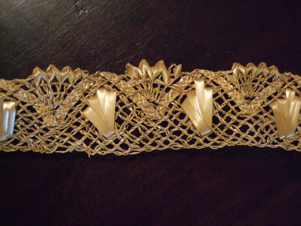 Festive Attyre: building a straw braid bonnet