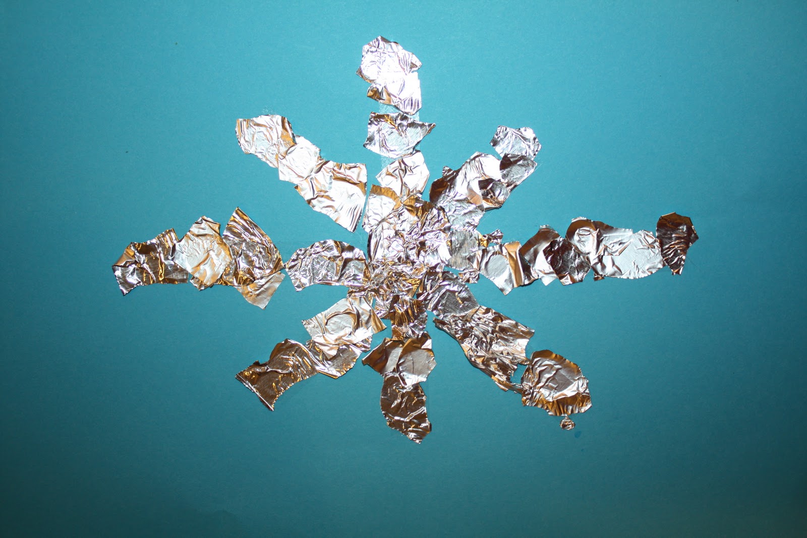 Sweet and Simple Things: Snowflake Craft and Treat!