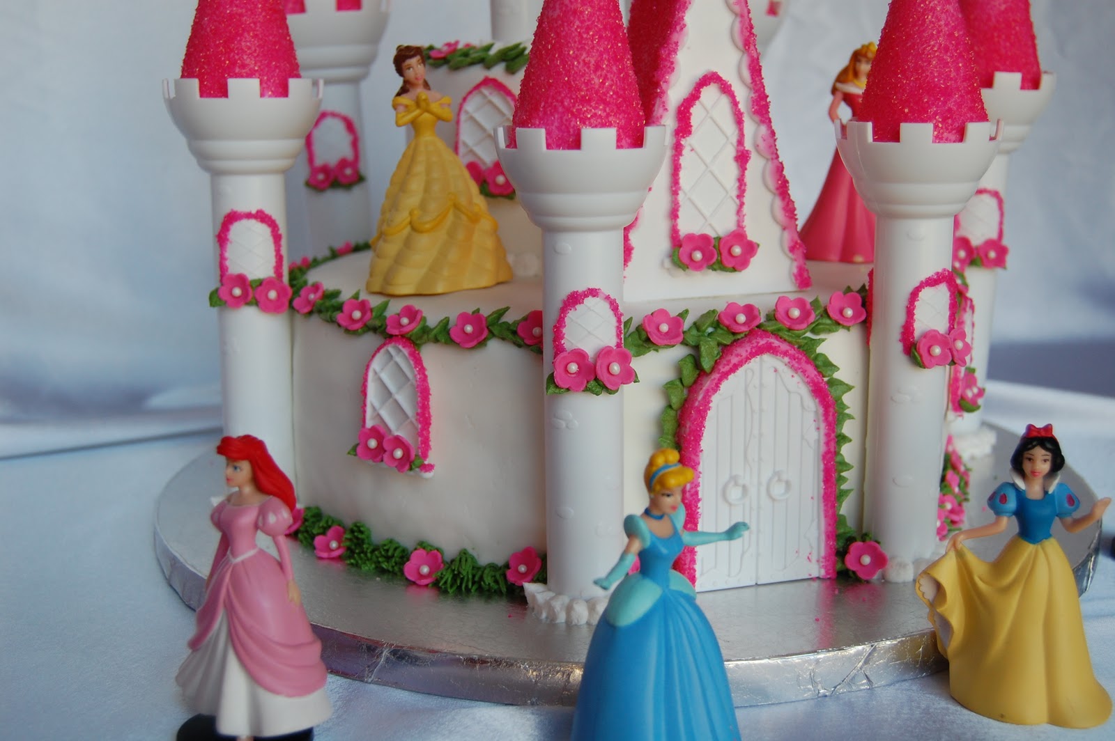 CUSTOMISED CAKES BY JEN: Princess Castle Cake