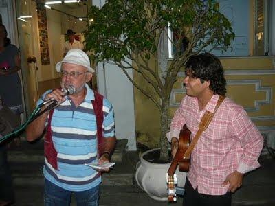 OFICINA DE CORDEL: O ABOIO MODERNO DE MAXADO NORDESTINO