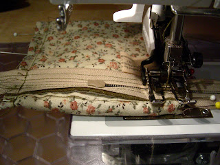 Penny Rugs and More: Penny Purse Tutorial