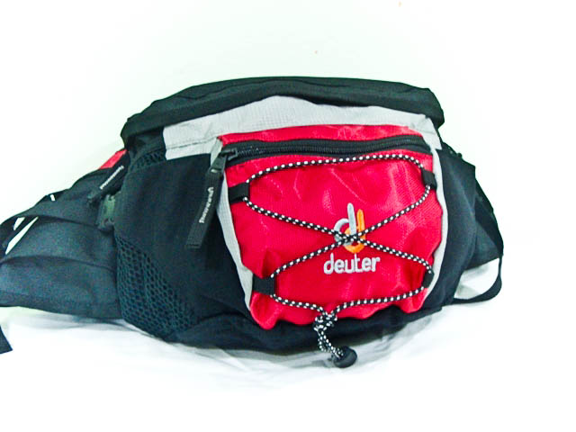 DEUTER AND YONEX: * POUCH BAG 2XL - RM55