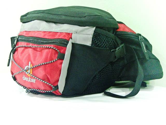 DEUTER AND YONEX: * POUCH BAG 2XL - RM55