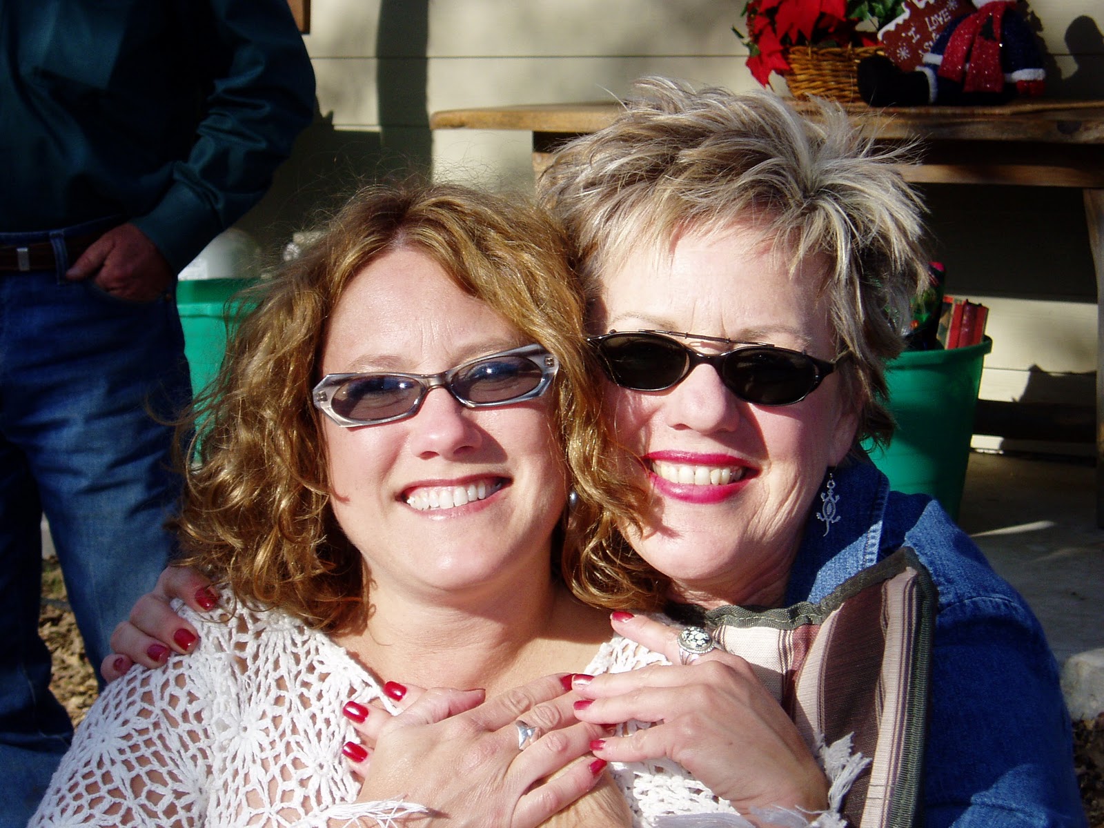 Gals - Very Smart Gals: MY FRIENDS