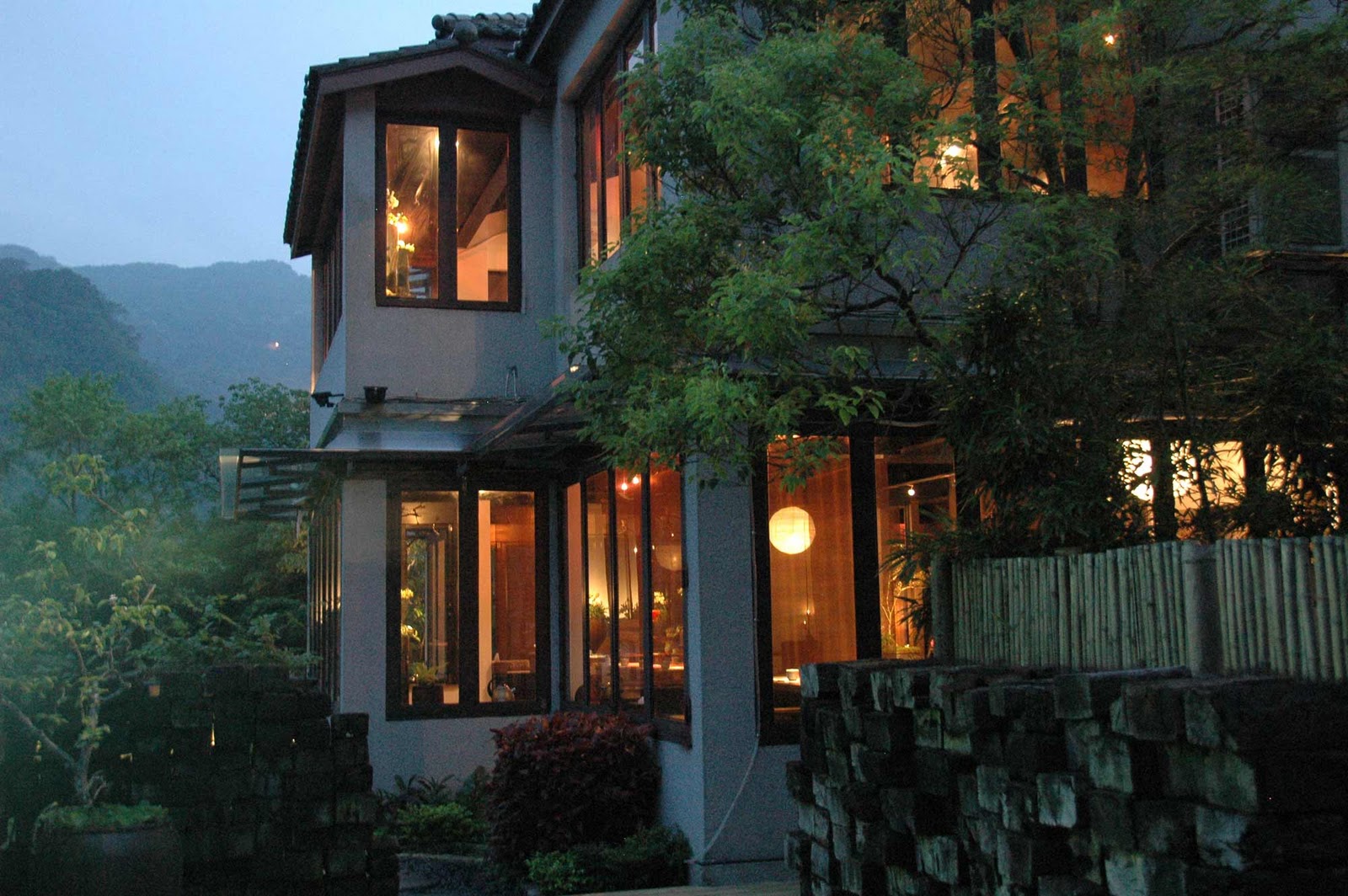 INFLATED REALITY: Da Shan Wu Jia Restaurant - Taipei