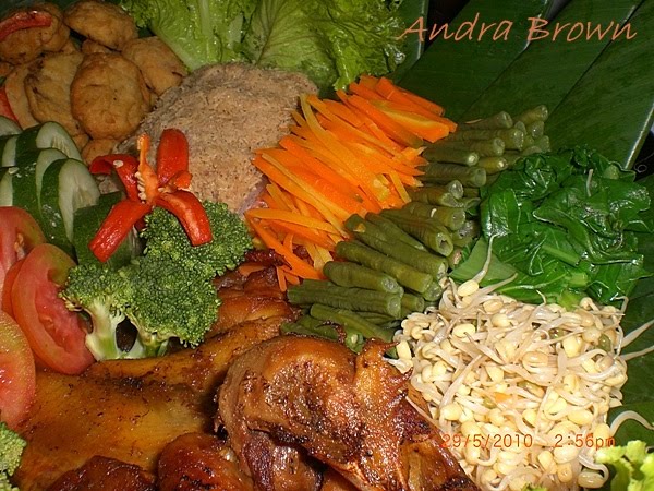 www.kueandrabrown.com: Tumpeng Komplit Surprise Party