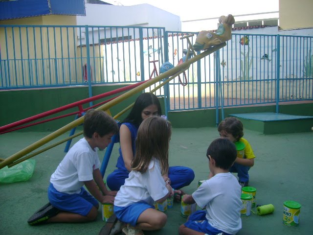 Brincando de "Pé-de-latas" | Infantil 4 "TURMA DO AMOR"