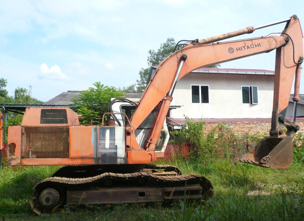 Sheng Weng Heavy Equipment & Parts Trading.: Used Hitachi UH083 ...