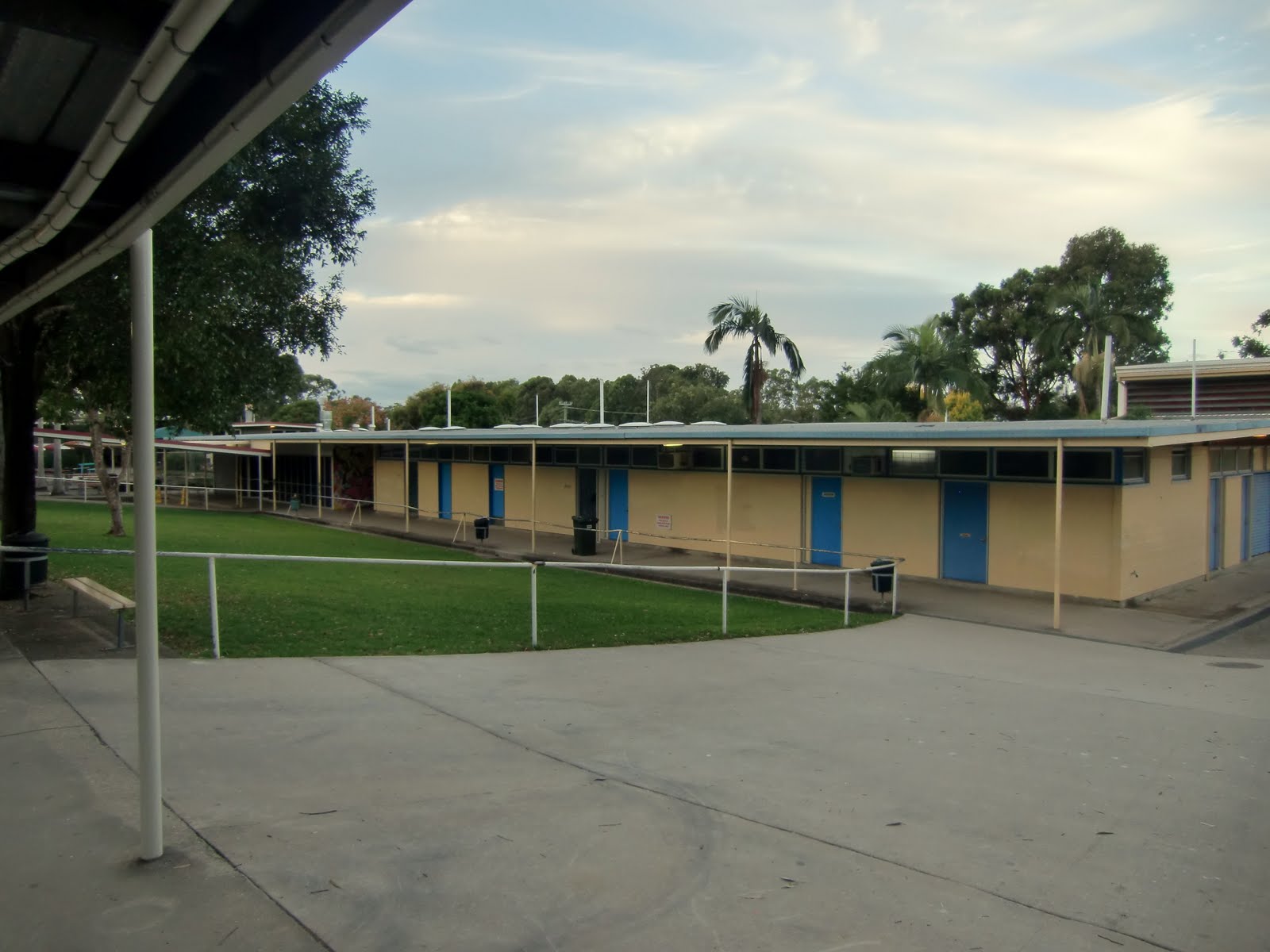 Meet Me Down Under: Benowa State High School