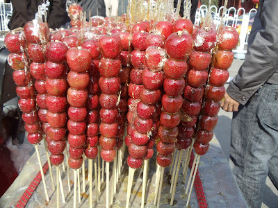 Roux In A Wok: Candy Apples...China Style.