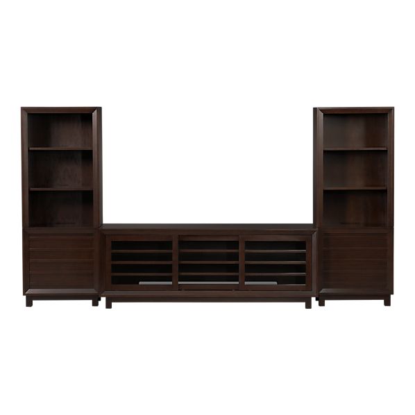 Beautiful Abodes: A Clean & Ageless Media Center Solution