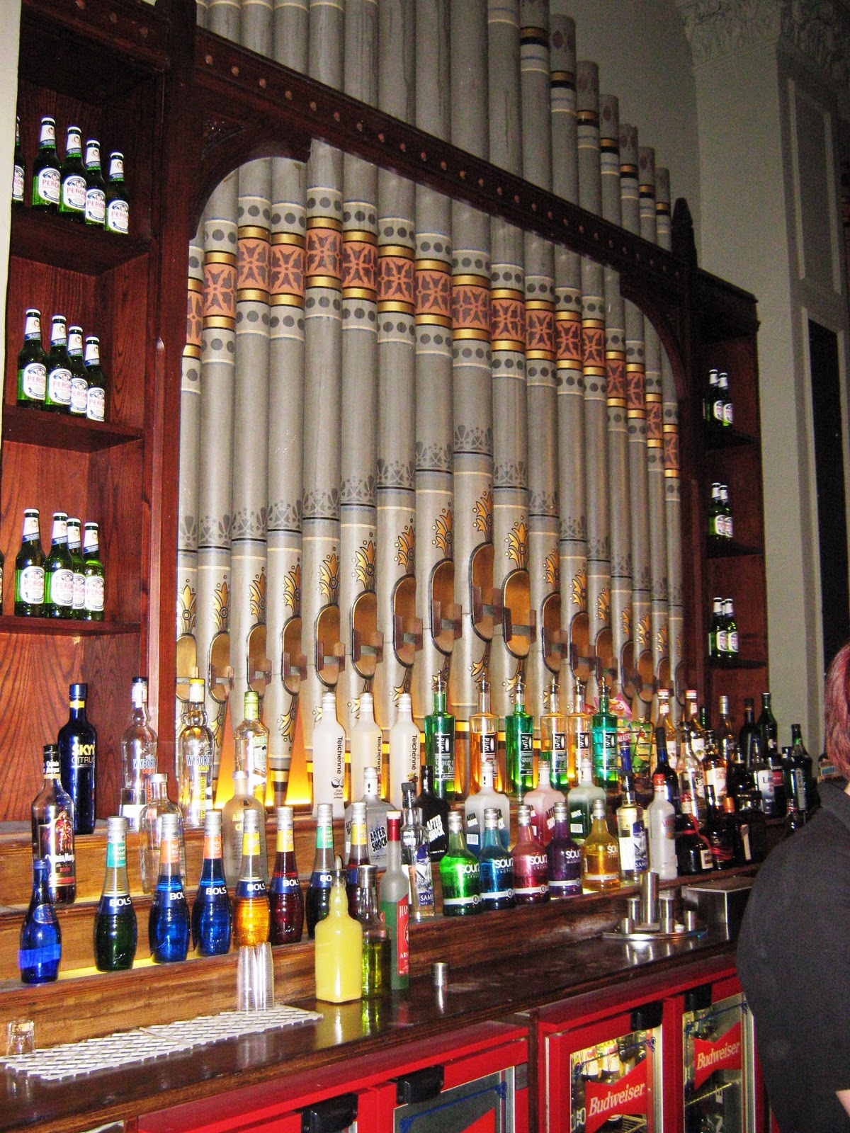 Aberystwyth Pubs Guide: Aberystwyth - The Academy (Yr Academi)