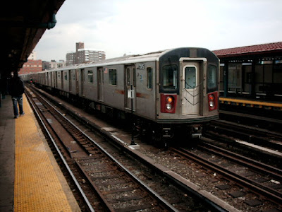 M.T. the Transport Fanatic: The 4 train