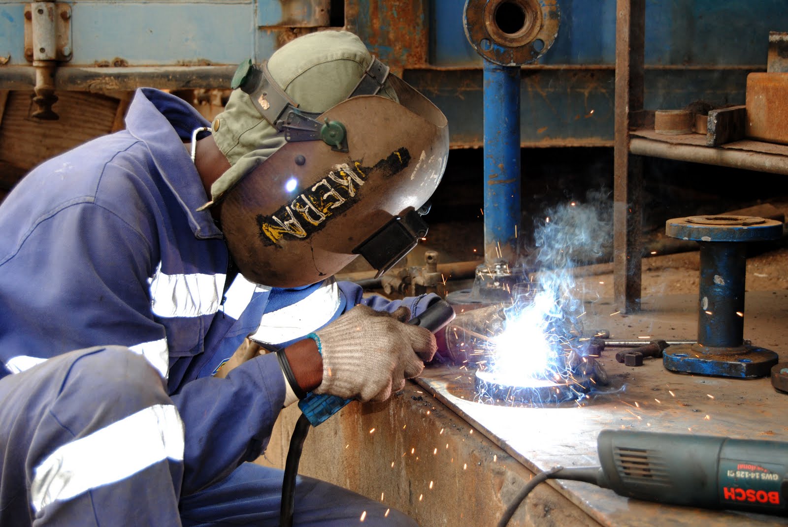 Fotografar o Mundo: O Soldador.......