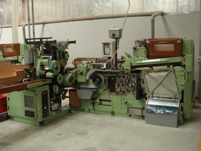 Molins Mk-8 Cigarette Maker with Hauni Max 5.