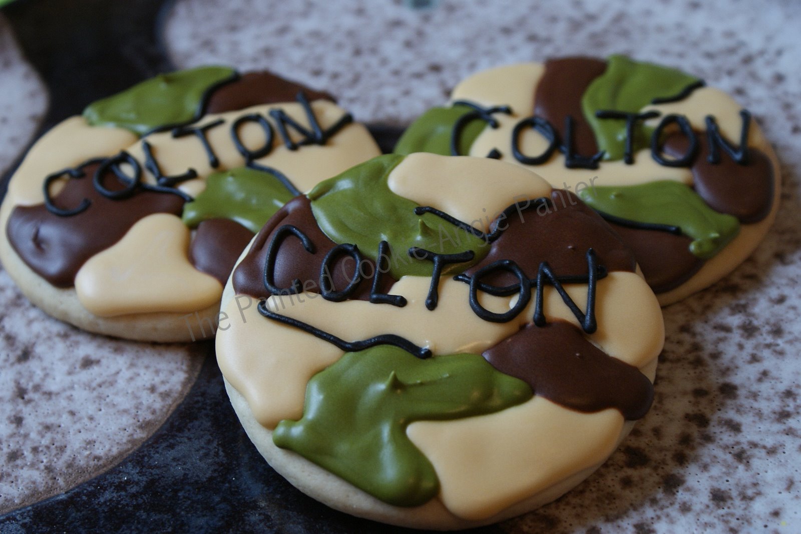 The Painted Cookie: CAMO Cookies