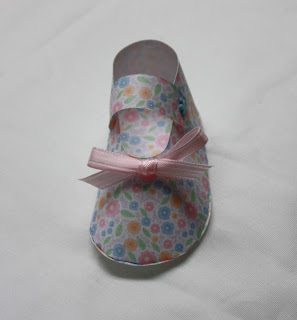Christys Stitches: Paper baby shoes