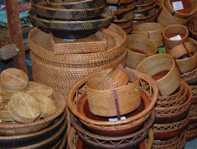 Indonesia Handicraft Blog: Woven Handicrafts from Lombok Island