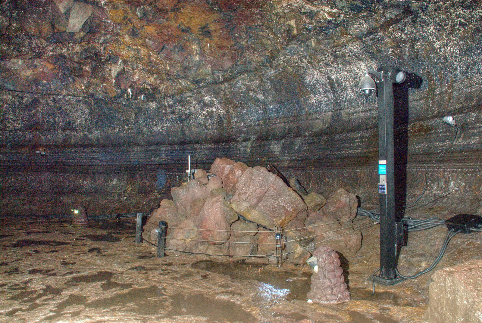 JacJam's Blog: Longest Volcano Tube in the World