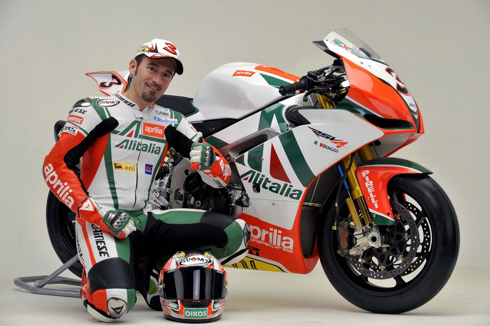 FotoSportCanarias: Max Biaggi y la Aprilia RSV4, campeones del mundo de SBK