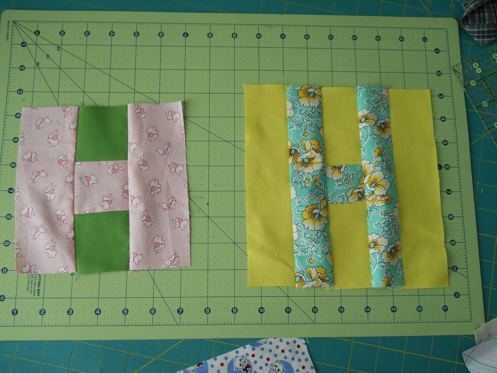 klein meisje quilts: the letter H