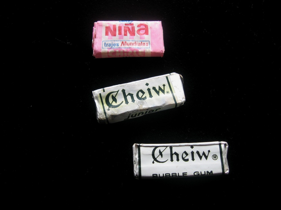 EL KIOSKO DE AKELA: CHICLES NIÑA Y CHEIW