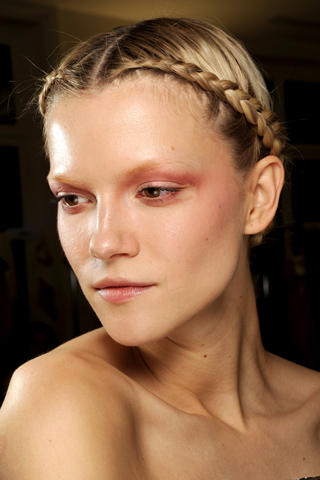 Spring 2011 {Couture makeup trends} | Beauty Parler