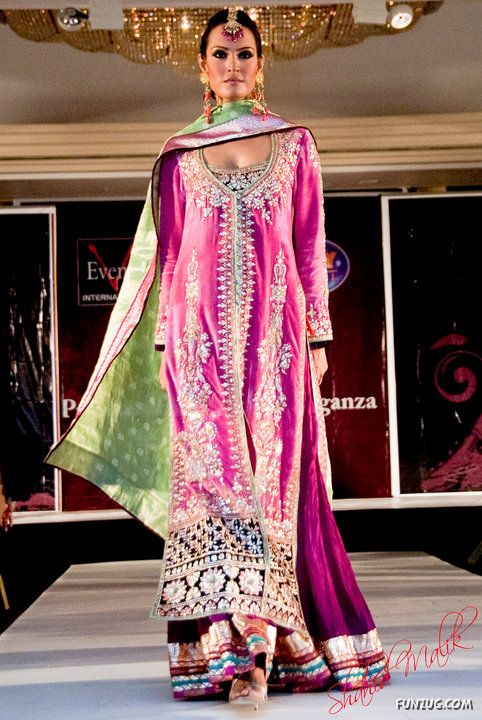 Mentes Imundas e Belas: Modelos indianas na passarela