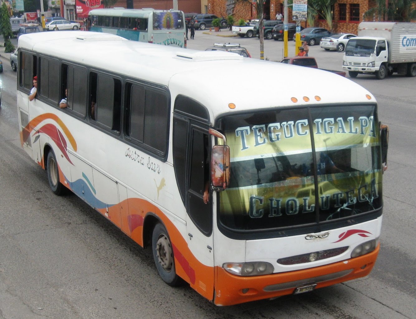 BUSES DE HONDURAS-HONDUBUS: BUSES QUE PASAN POR EL AEROPUERTO (1)