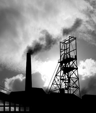 Mike Pendry Design Mining Images: Golborne Colliery near wigan