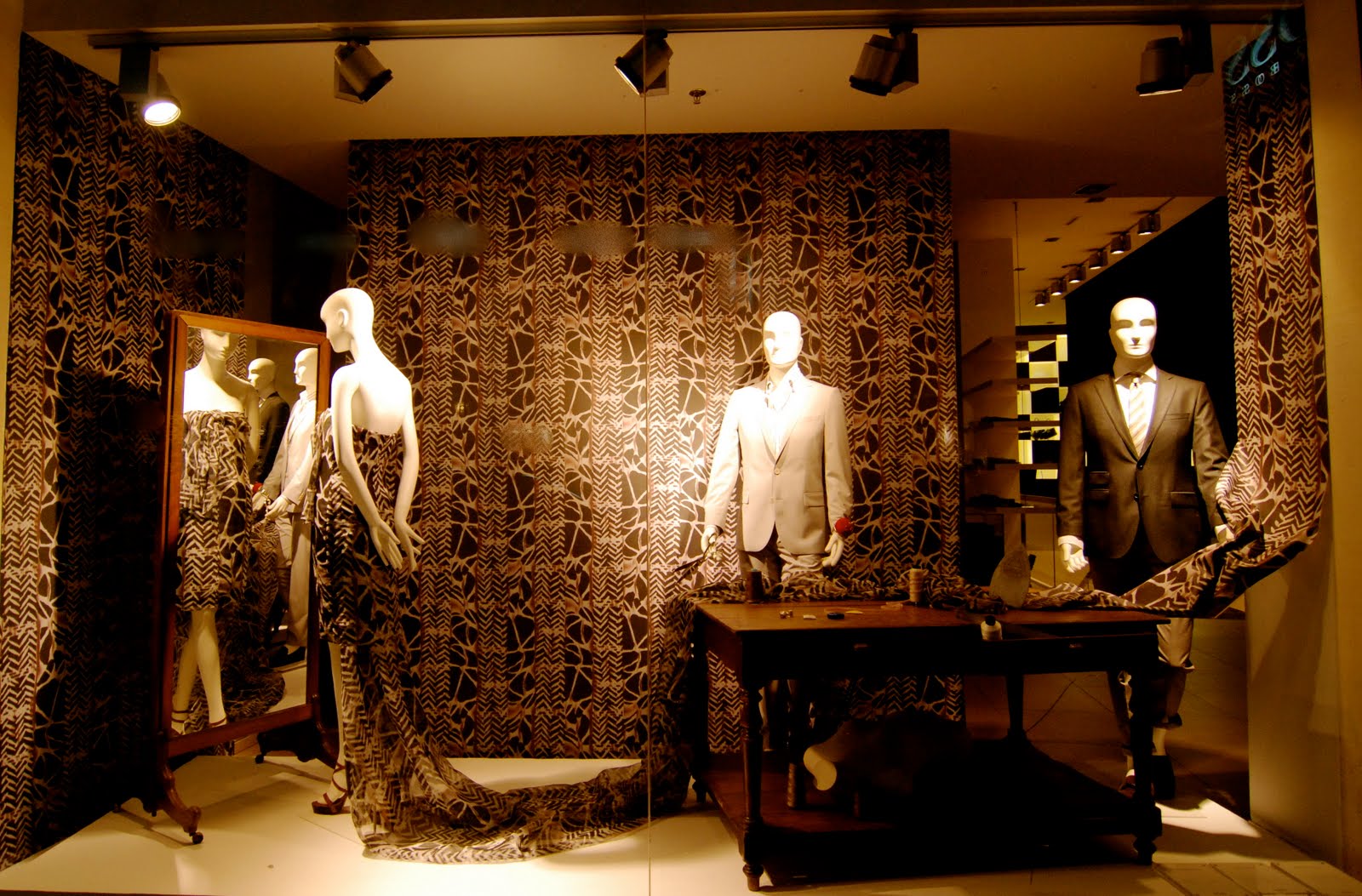 MesVitrinesNYC: Atelier HUGO BOSS