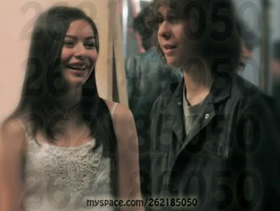 revista Pretty! ºº..ºº: Nat Wolff besa a Miranda Cosgrove! :O