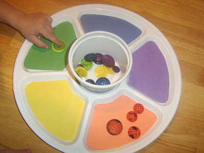 Little Family Fun: Sorting Tray - Buttons