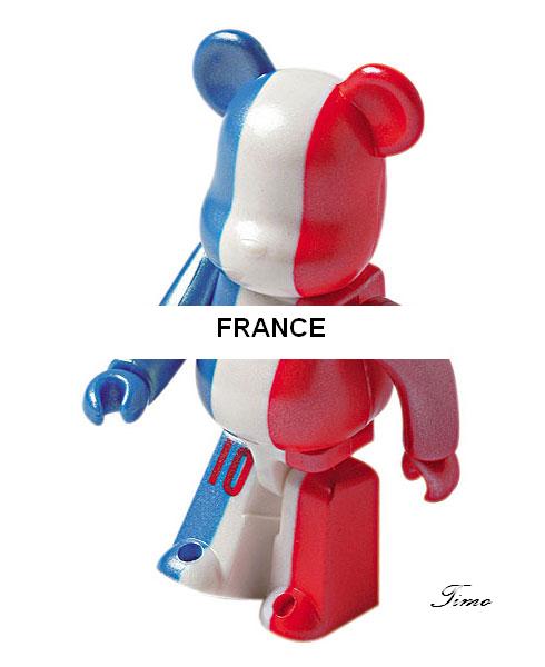 TIMO: Original Bearbrick Flag Series "7cm"