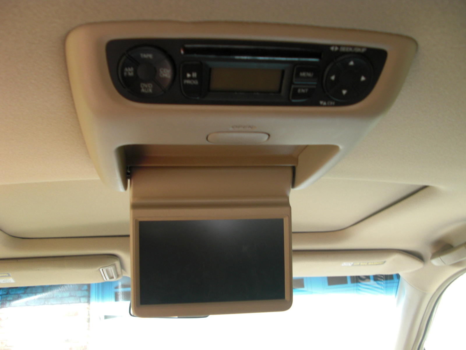 2005 Honda Pilot EX-L: Rear Entertainment System