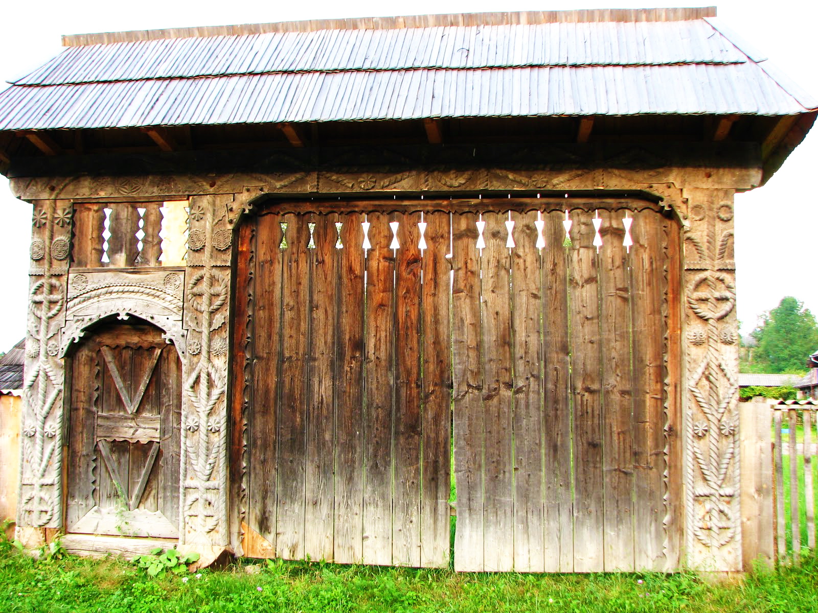 RDCN Frontul de Eliberare a Daciei - Craiova: PORTI MARAMURESENE