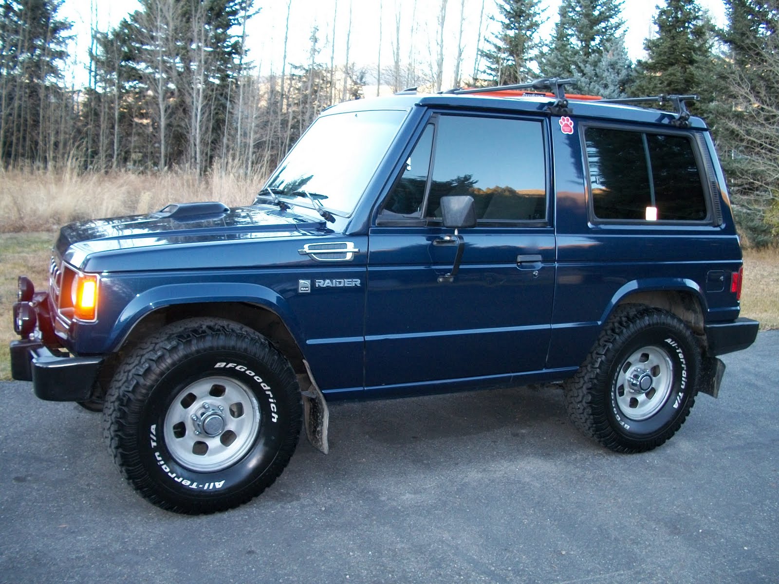 DODGE RAIDER: DODGE RAIDER 4X4