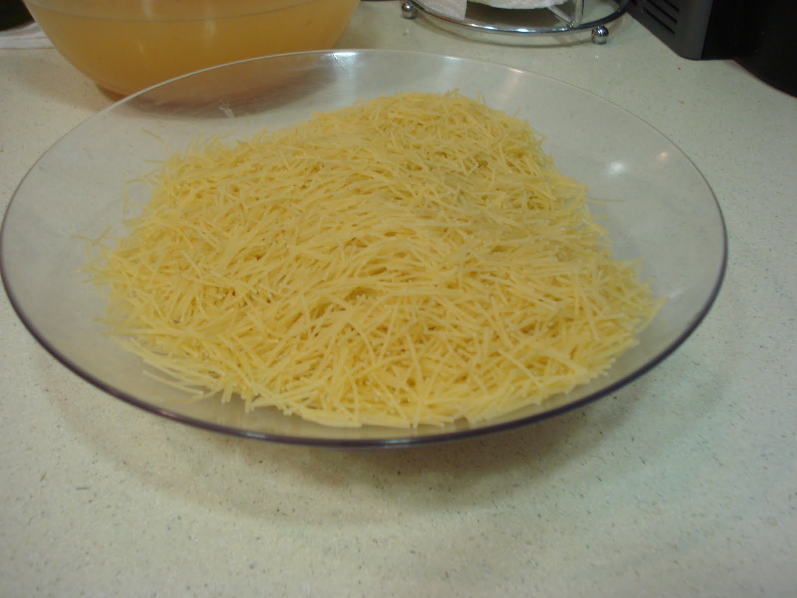 Va de cocina...o algo parecido.: Meloso de fideos finos rojos