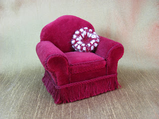 Dollhouse Miniature Furniture - Tutorials | 1 inch minis: Overstuffed ...