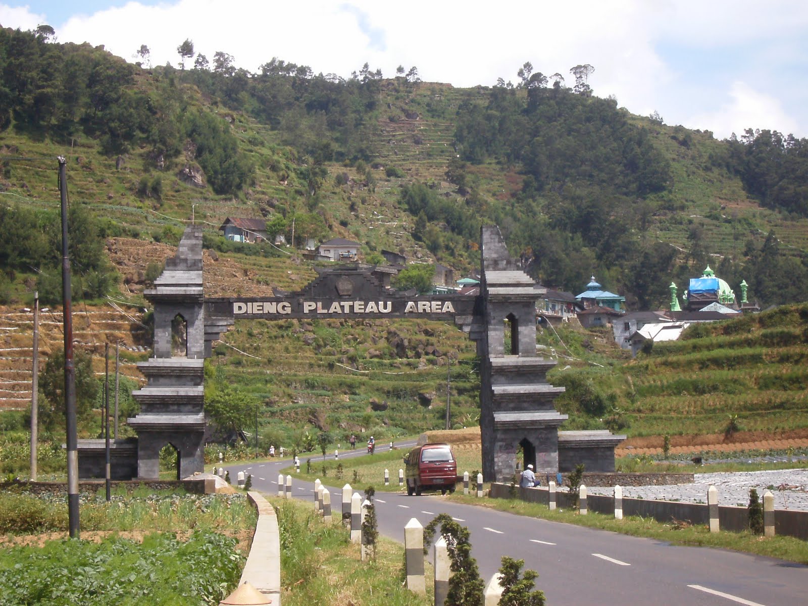 Such a Beautiful Tourism Places around Java: Dieng Plateau