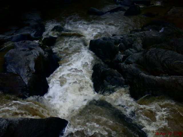 @LoNG TT: SANTAI DI JERAM GADING RESORT JELEBU N9