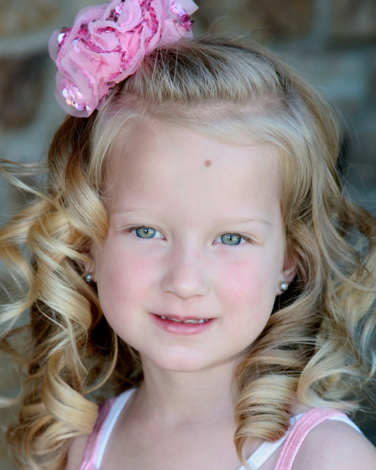 Den and Kat: Beautiful Beus Sisters!